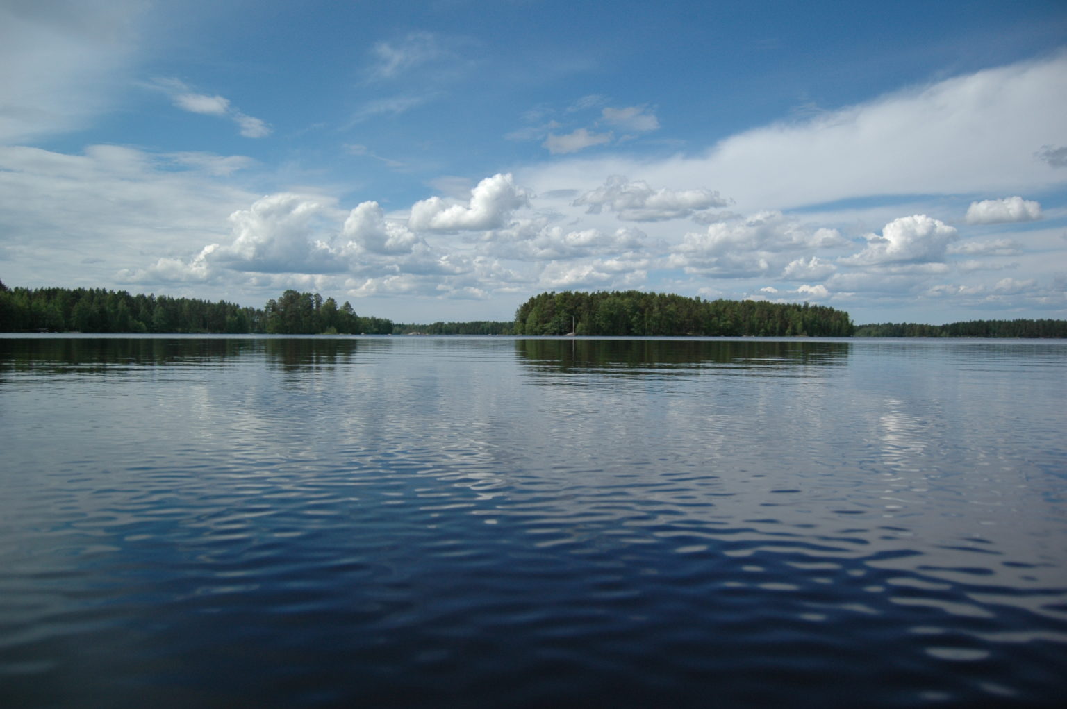 Venesjärven rantalava – Suosittu tanssi- ja juhlapaikka
